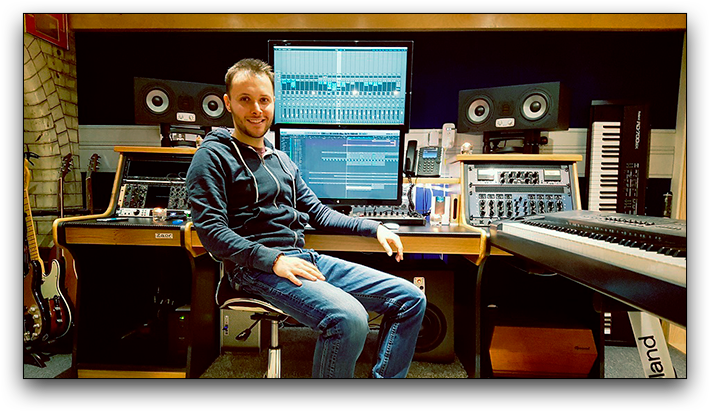 Download Ben Collier At Metropolis Studio - Metropolis Studios PNG ...