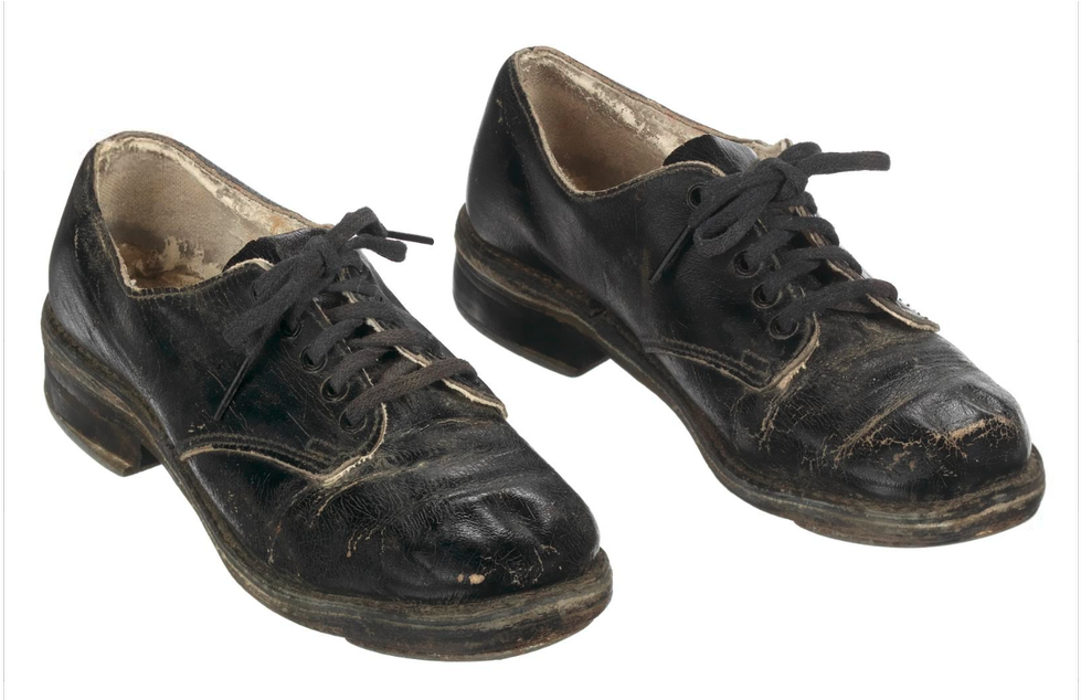 Download These Tap Shoes Were Worn By Which Rat Pack Member - Sammy ...