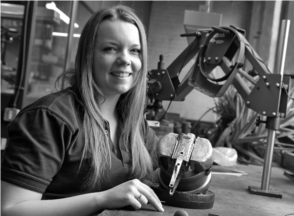 Download Apprentice Engraver - Girl PNG Image with No Background ...